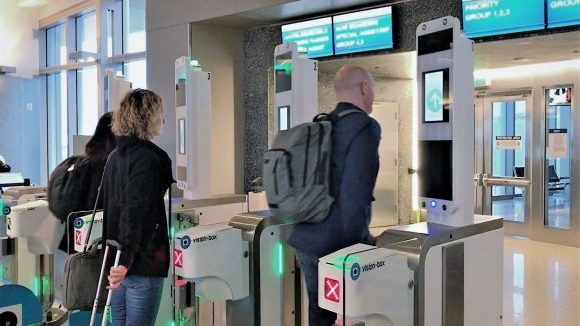 One ID: De aeropuerto a aeropuerto, una experiencia de viaje sin papel ...